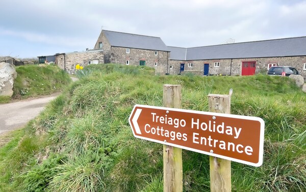 Cosy Romantic Rural Retreat In St Davids - Solva
