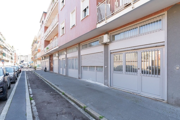 Cozy Loft X4 Near Padua Street - Monza