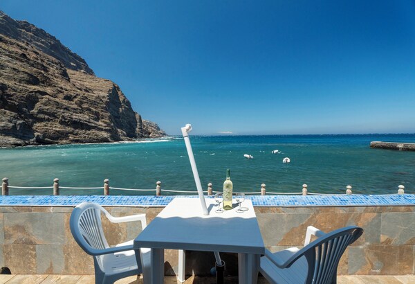 Apartment 'Playa Azul - 3' With Sea View, Private Terrace And Wi-fi - ラ・ゴメラ