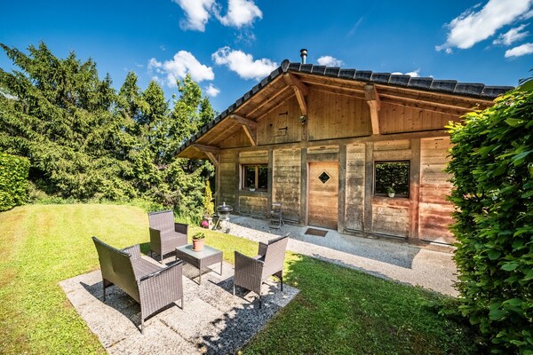Cottage 'Leyetaz' With Lake View, Private Terrace And Wi-fi - Alps