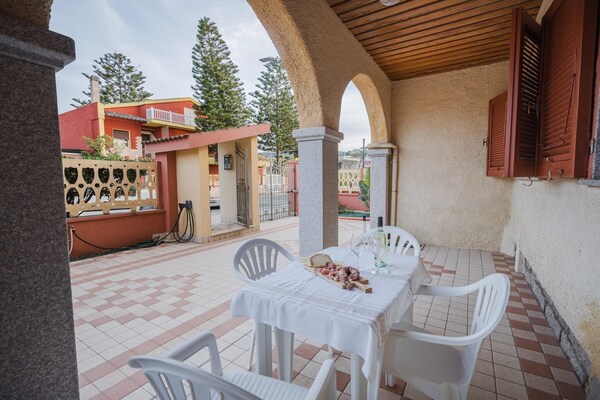 Holiday Home In Lu Bagnu Near Beaches - Castelsardo