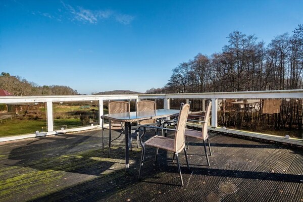 Ferienwohnung 'Falkenturm' Mit Seeblick, Privater Terrasse Und Wi-fi - Sassnitz