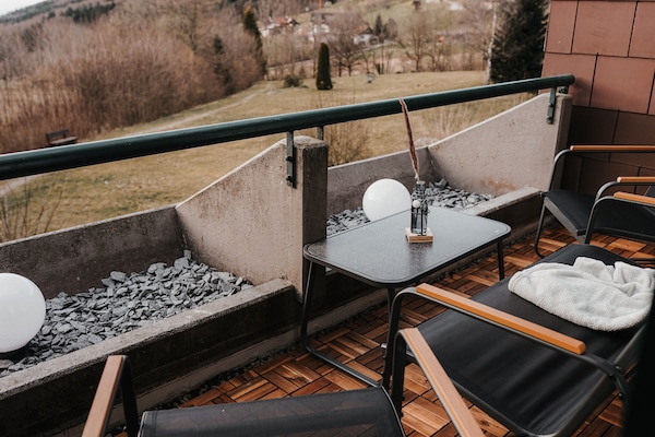 Appartement 'Schwarzwald' Met Uitzicht Op De Bergen, Balkon En Wi-fi - Sasbachwalden