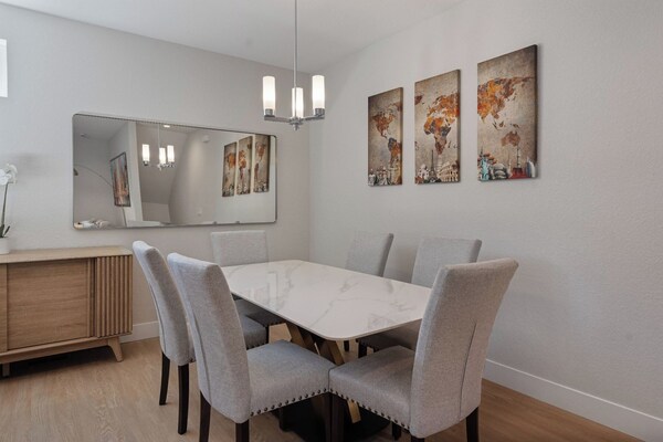 The Modern Muse Art Home - Arvada, CO