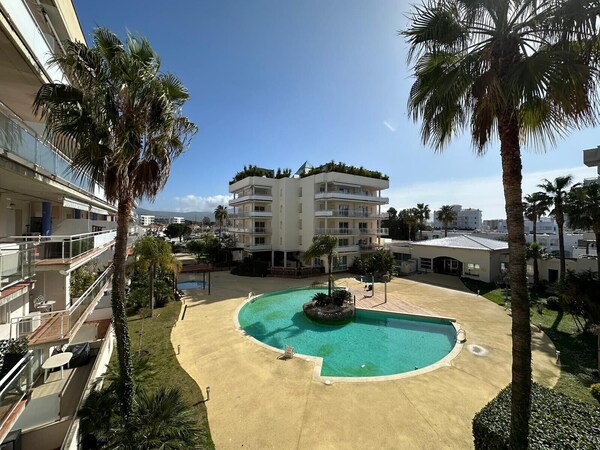 Schöne Wohnung Mit Poolblick Av-73 - Sant Pere Pescador