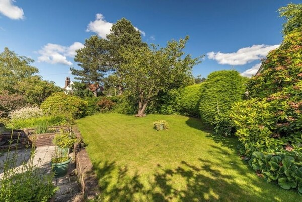 Ilkley, The Little Acorn, Conservatory, Garden! - West Yorkshire