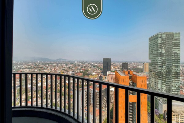 Luxury 2 Br Condo - Amazing City View - Pool - Gym - Mexico City