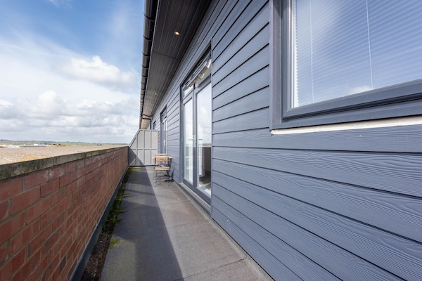 Deluxe Apartment 2 Bedroom - Aylesbury