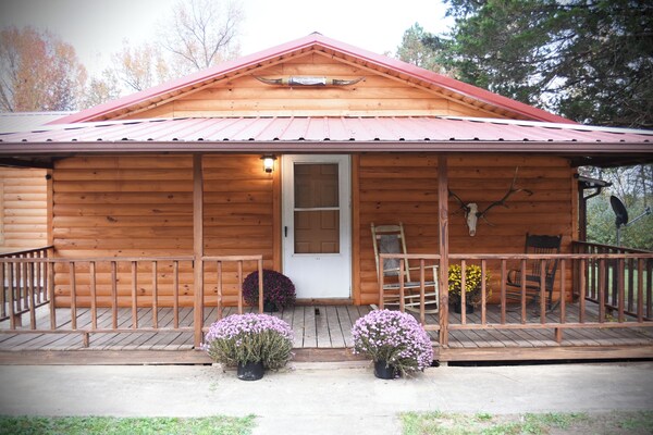 Charming 3-bedroom Rustic Cabin With Wifi In Wonderful Williamsburg - Kentucky