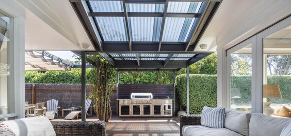 Solvista Lodge *1 Night Free* A Sunlit Retreat By The Bay - Melbourne