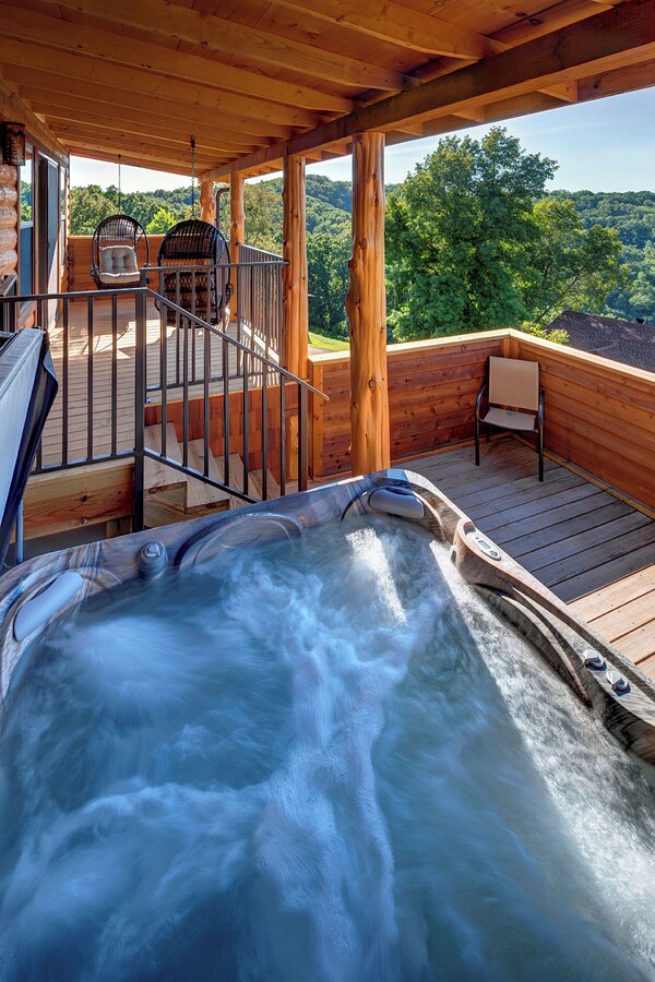 Beaver Lake Cabin, Hot Tub, Boat Dock/swim Deck, Spectacular Views! Rate Based On Up To 6 People. - Beaver Lake, AR