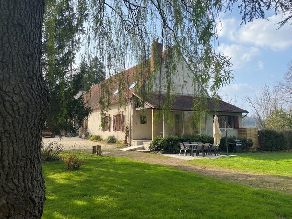 La Lodge 4-bedroom House In Château Courtyard, Pool, Wifi, Ac, Near Vichy - Vichy