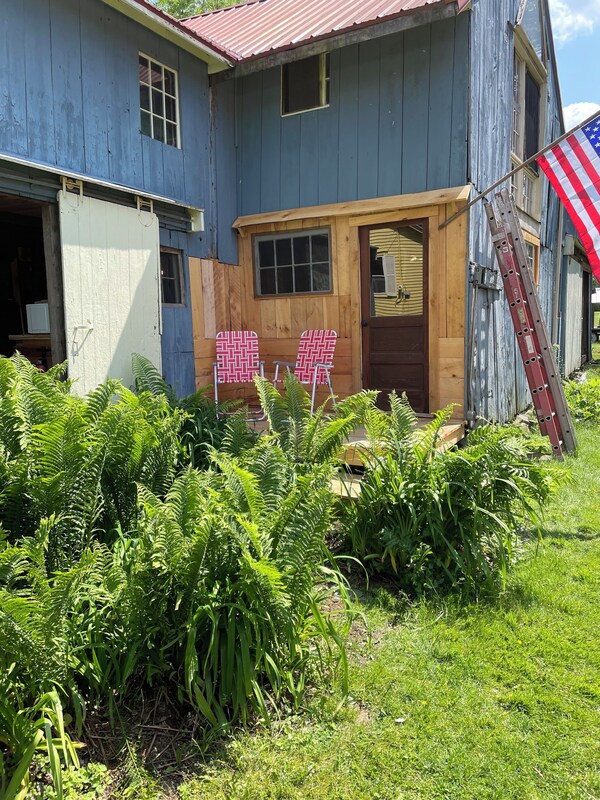 The Bunkhouse At Crownestfarm! Dog Welcome! Communal Bathroom And Kitchenette. - Ithaca, NY