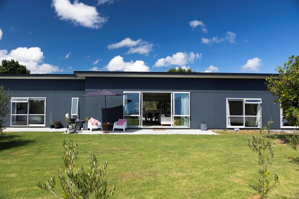 Ahipara Hideaway - Kaitaia Holiday Home - Ahipara