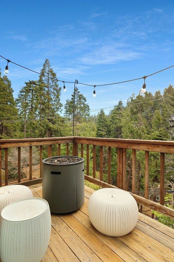 Charming 2-bedroom Cabin In Lake Arrowhead - Lake Arrowhead, CA