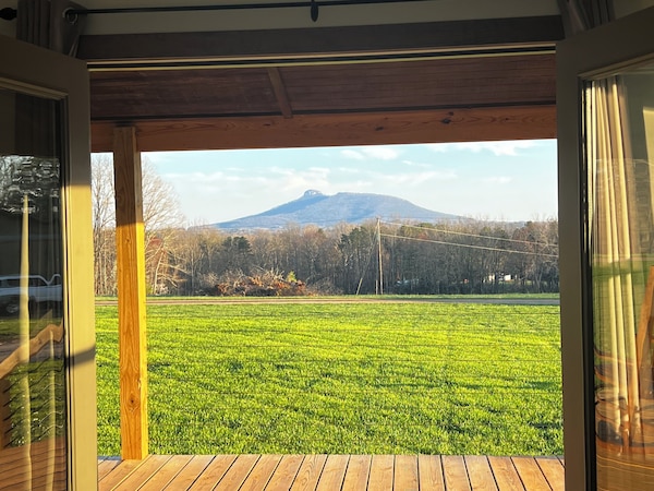 Relaxation And A Priceless View! - Pilot Mountain, NC