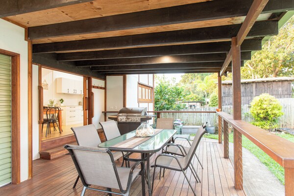 Charming Qld-style Cottage, In Dunwich The Perfect Base To Explore Nth Straddie - 브리즈번