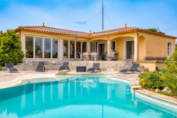 Villa 'Aux Portes De La Camargue' With Private Pool, Private Garden And Wi-fi - Arles