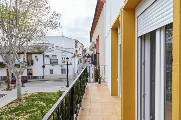 Apartamento 'La Victoria B' Con Balcón, Wi-fi Y Aire Acondicionado - Andújar