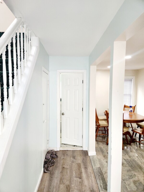 Charming 3-bedroom House Withac In Dix Hills - Deer Park, NY