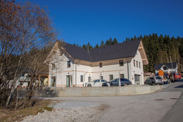 Elegant Apartment Hrastnica 3, šKofja Loka, Slovenia - Kranj