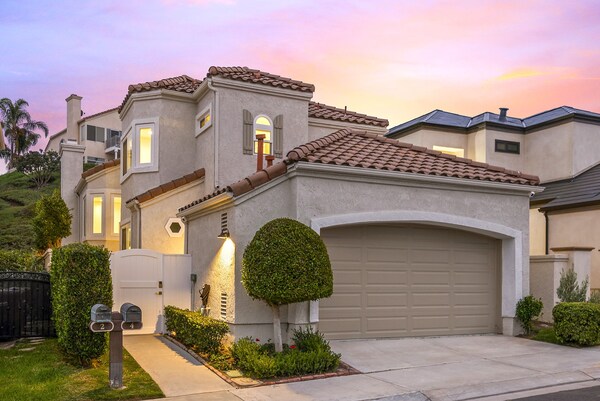 Backyard Oasis W\/ Fire Table + Walk To Salt Creek Beach | Dana Point Dreams - Dana Point, CA
