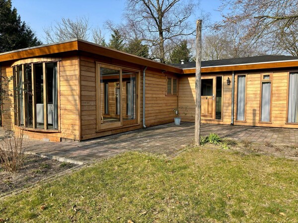 Experience An Unforgettable Holiday In Our Cozy Cozy Lodges, Perfect For 4 Persons! These Detached Accommodations Of Approximately 60m² Offer Plenty Of Space And Comfort, Situated On A Beautiful Plot In The Heart Of The Veluwe Nature. - Harderwijk