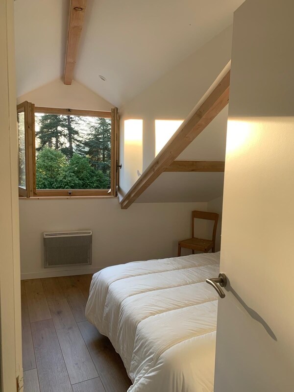 Très Bel Appartement Chaleureux Entièrement Rénové Au Centre Du Village - Ax-les-Thermes