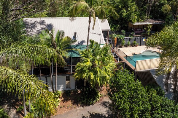 The Treehouse Nelson Bay, Pet Friendly - Port Stephens