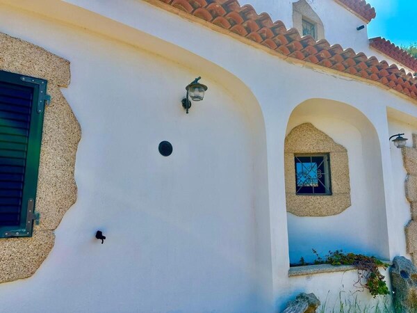 Villa Monti Corru Cannigione, 4 Camere E 4 Bagni. - Arzachena