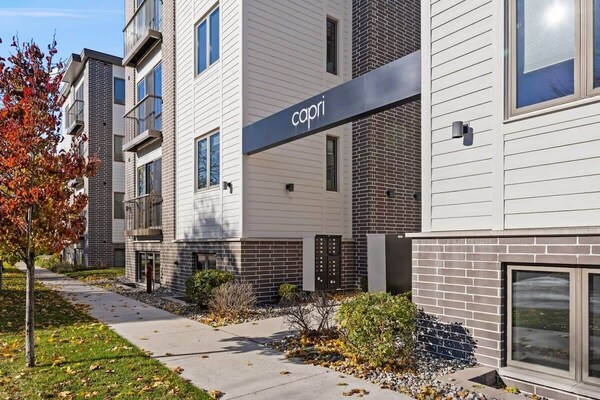 Capri 001 And 002: Two Garden Level Condos In The Heart Of Downtown Traverse Cit - Traverse City, MI
