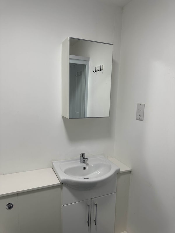 Fantastic Budget Studio With Kitchen In Coventry - Coventry