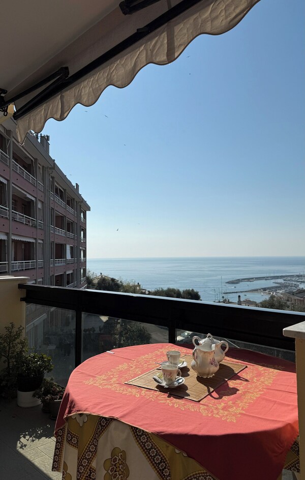 Your Retreat In Varazze - Spectacular Views And The Sea At Your Fingertips! - Savone