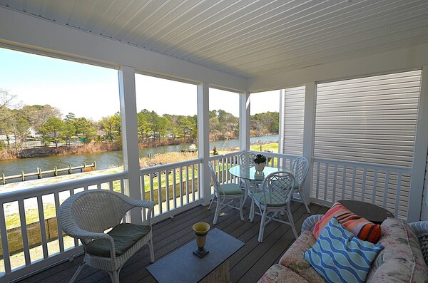 Luxurious Canal Front Single Family! - Rehoboth Beach, DE
