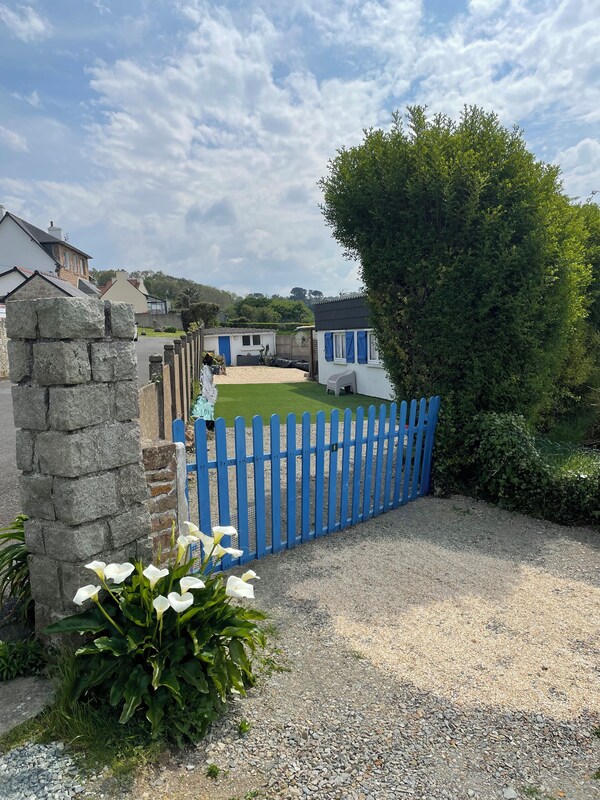 Cottage 2 Minutes From The Beach And Fishing With Separate Sanitary Facilities - Trebeurden