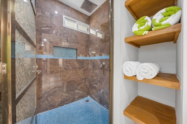 4 Private Apts W/pool And Rooftop Jacuzzi - Isla Mujeres