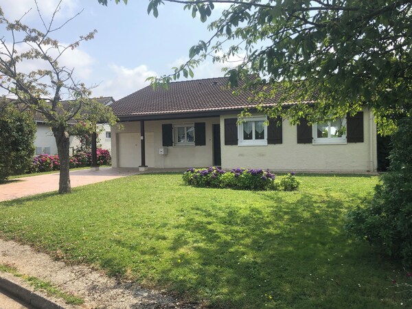 House 3 Bedrooms Garden South View Fields Carrefour School Swimming Pool Bus Rouen On Foot - Normandía