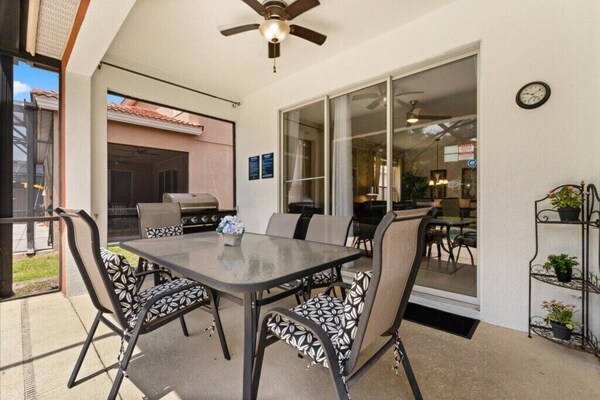 4 Bedrooms / 3 Bathrooms / Bella Vida (400lf) - Kissimmee, FL