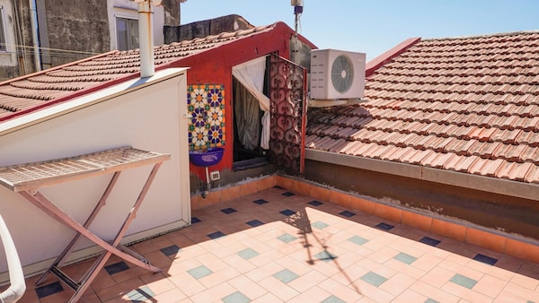 The House Of Pottery - Very Central, Close To Buses And Ferries To The Coast - Salerno