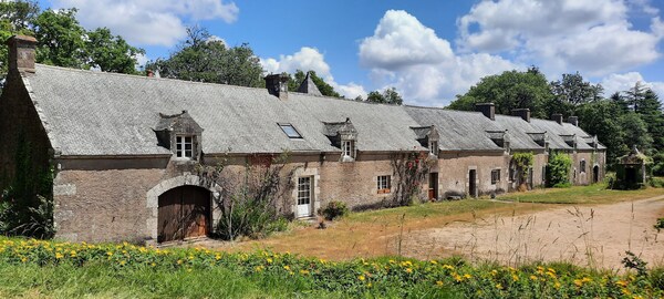 Maison Indépendante Dans Magnifique Longère - Campagne à Proximité De La Mer - Questembert