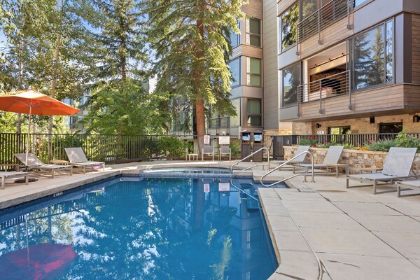 4mm Aspen Downtown Ski-in Residence By Aspen Vacation Rentals - Aspen
