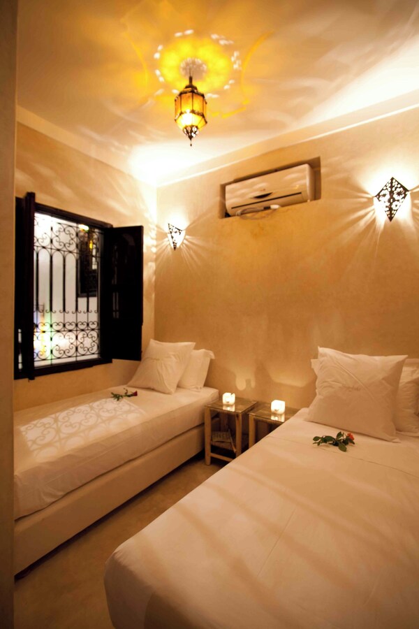 Cosy Riad Guest House With Plunge Pool And A View Of The Atlas Mountain - Marrakesh