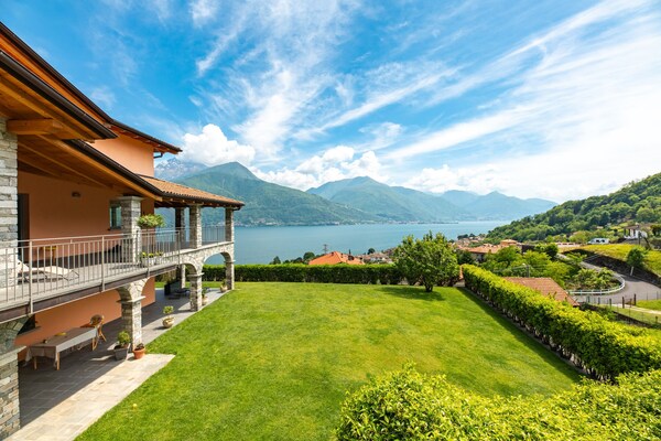 Camera 'Elena' Con Piscina Condivisa, Giardino Condiviso E Wi-fi - Dervio