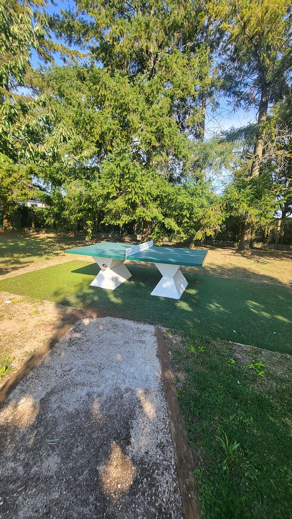 Cottage 'Le Cerisier' With Shared Garden And Wifi - Île-de-France