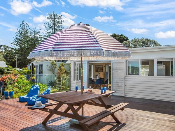 Romantic Waterfront - Russell - Fantastic Location - Russell