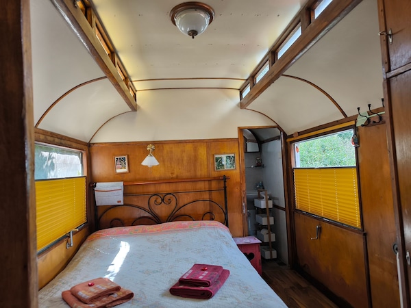 Circus Wagon - Holiday Home Ensemble - Anna Müritz - Romantic Mecklenburg - Wittstock