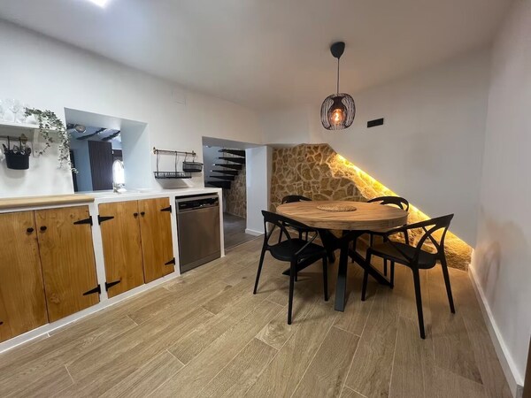 Cottage With Jacuzzi And Fireplace, Ideal For Couples. - Elche de la Sierra