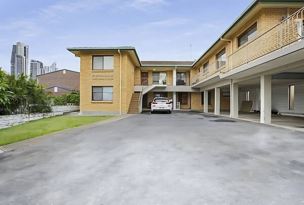 Nerang To Surf Riverside Stay Near Paradise Buzz - 布羅德海灘