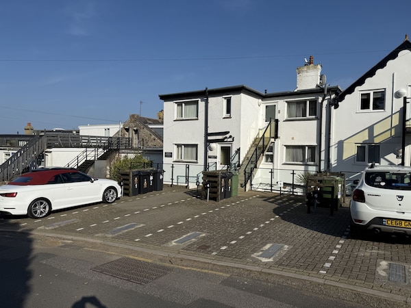 Catalonia-mia, Lyonesse Apartments - St Ives