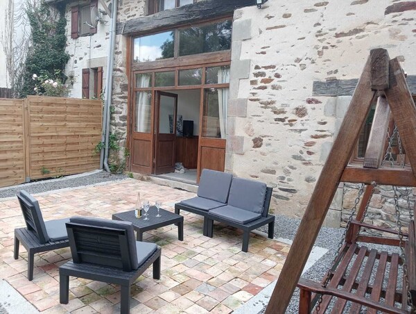 Gîte Spacieux Et Confortable Pour 8 Personnes - Haute-Vienne